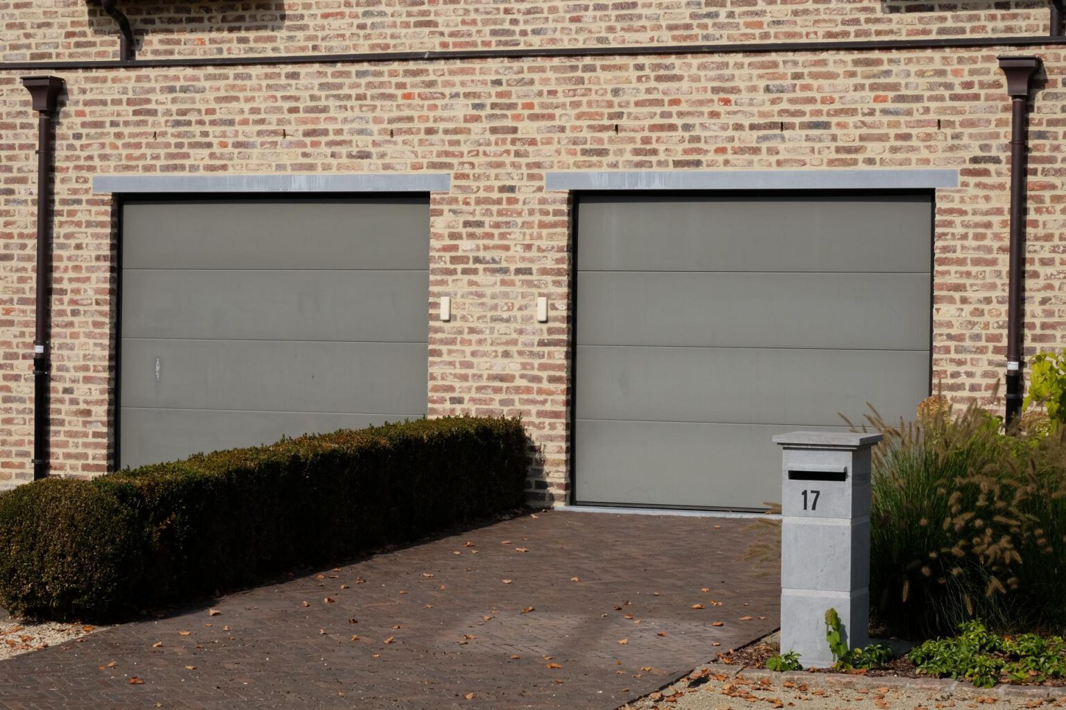 Veilig en stijlvol: SR poorten in elke kleur en design